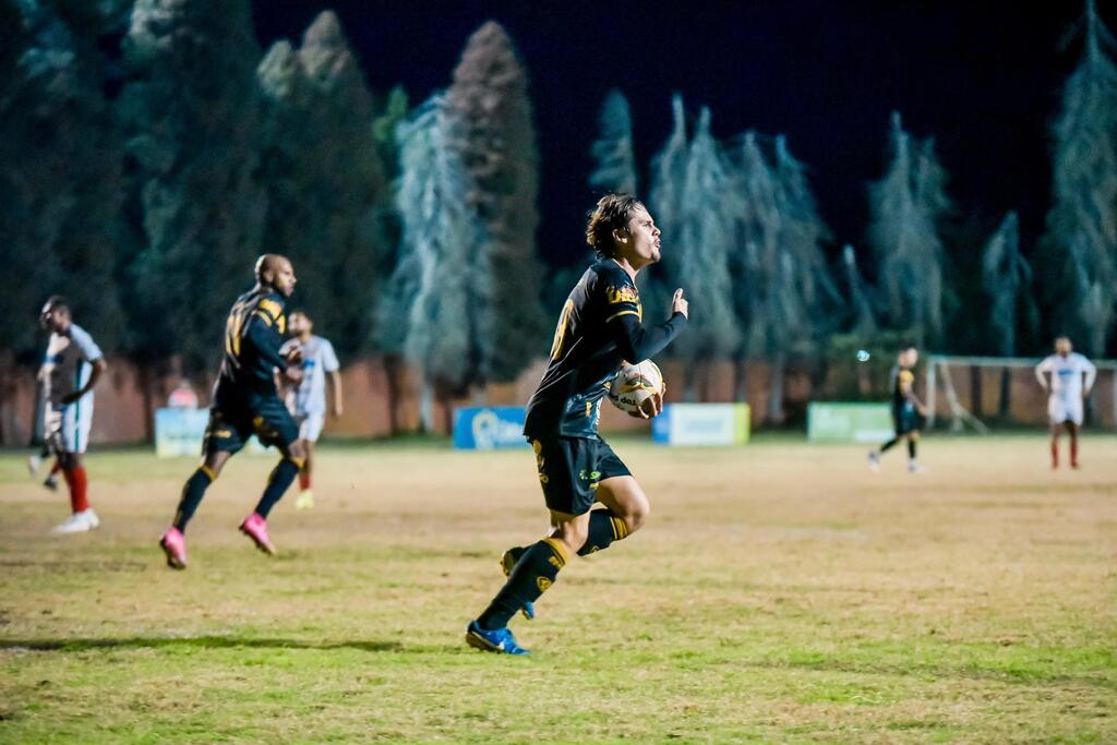Inter-SM busca empate contra Brasil-Far e fica a uma vitória de ...